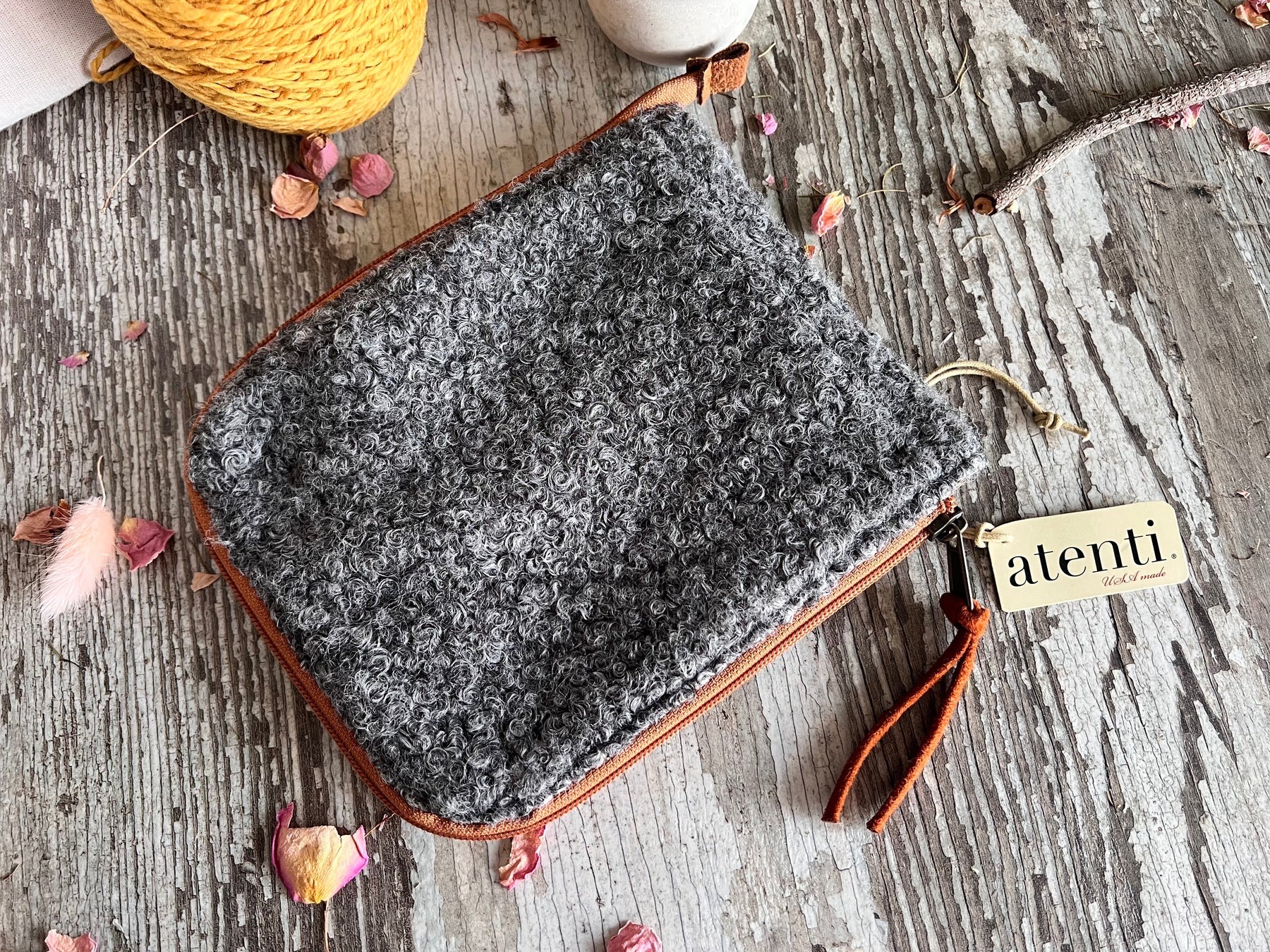 Atenti Combo Case - Charlie at Dream Weaver Yarns LLC