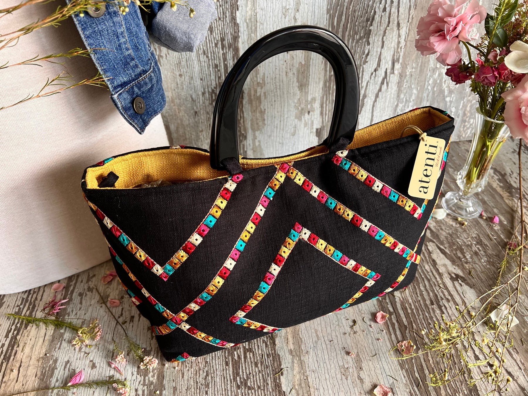 Atenti Divina Handbag - Indi Pop at Dream Weaver Yarns LLC