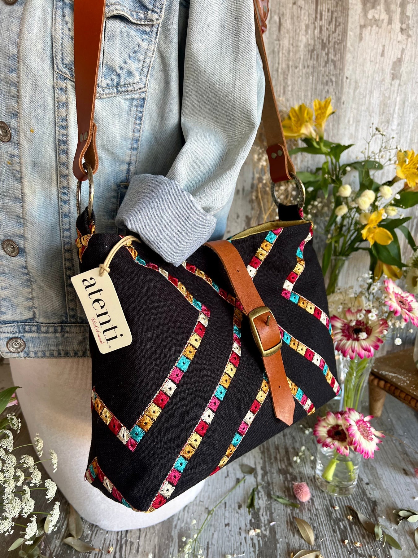 Atenti Fifi Handbag - Indi Pop at Dream Weaver Yarns LLC