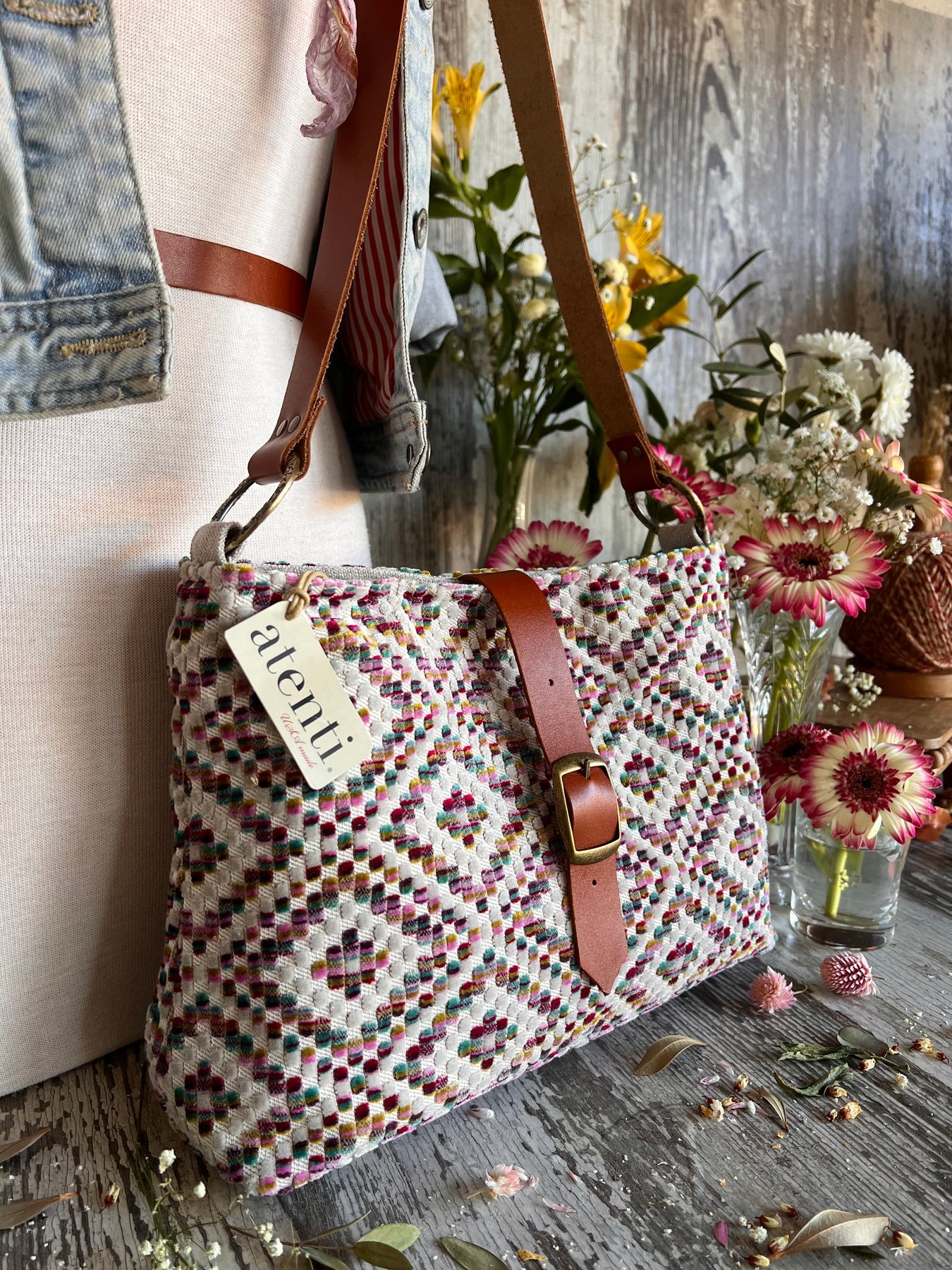 Atenti Fifi Handbag - Pixie at Dream Weaver Yarns LLC