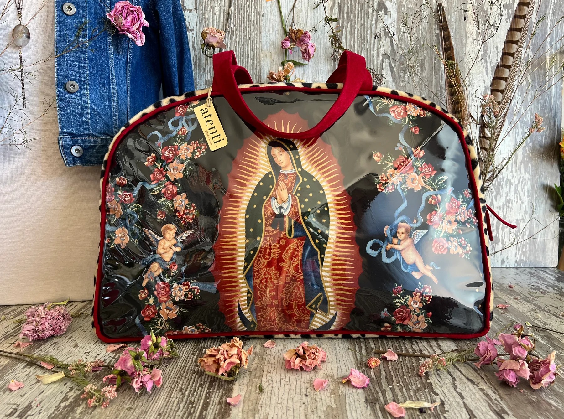 Atenti Overnighter - Guadalupe Black at Dream Weaver Yarns LLC