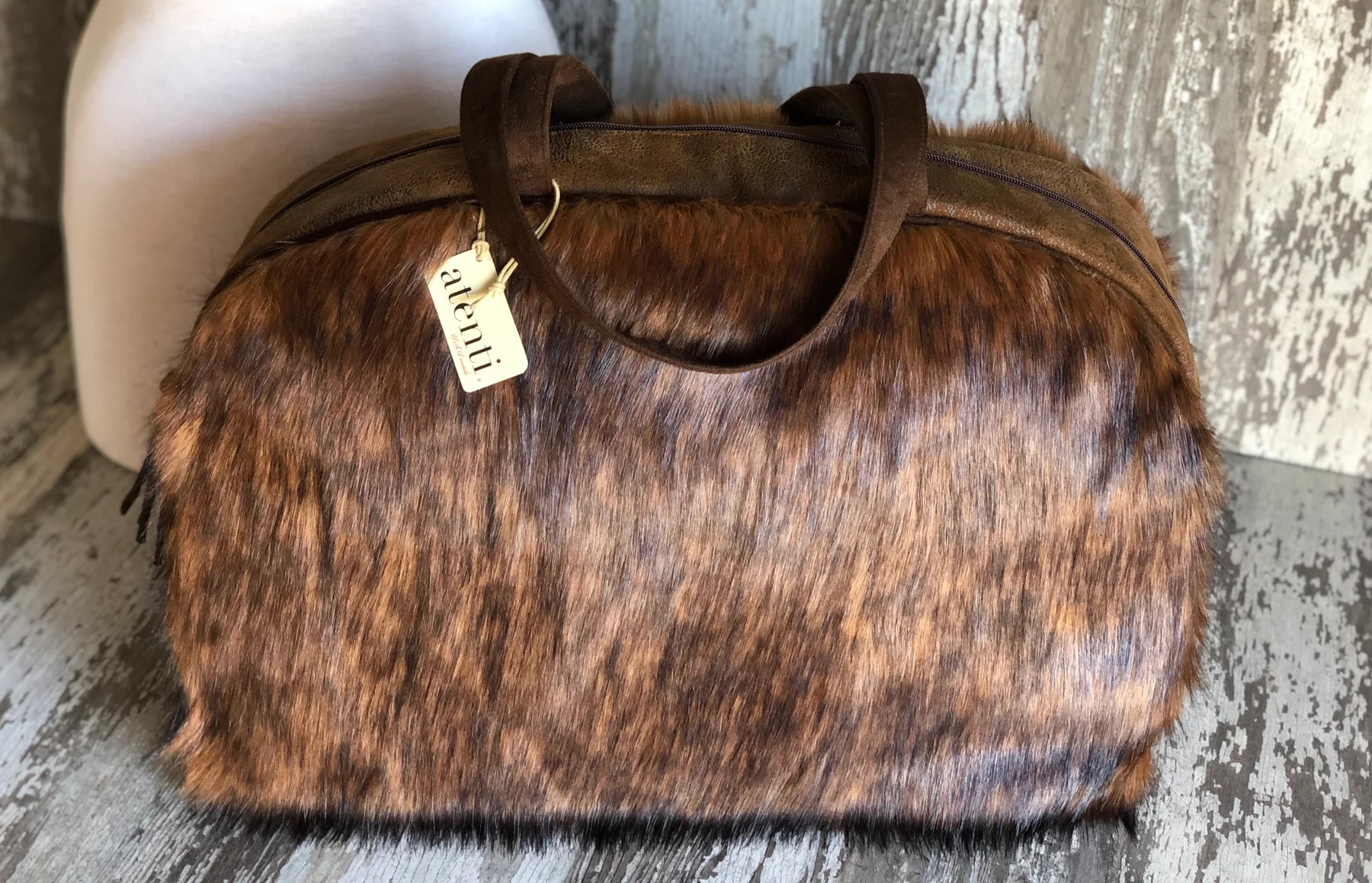 Atenti Overnighter - Lobo at Dream Weaver Yarns LLC