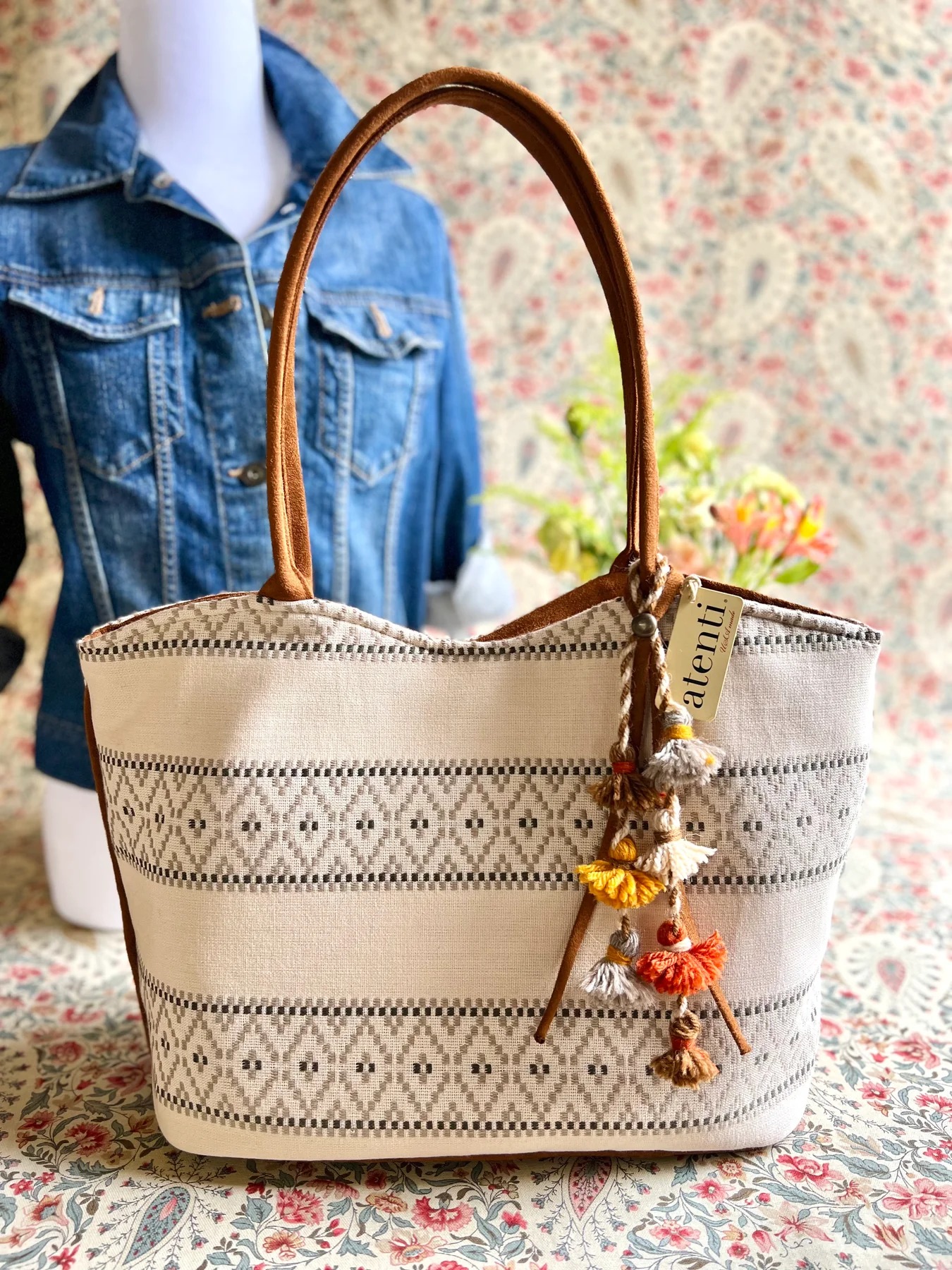 Atenti Lolita Bag - Dune at Dream Weaver Yarns LLC