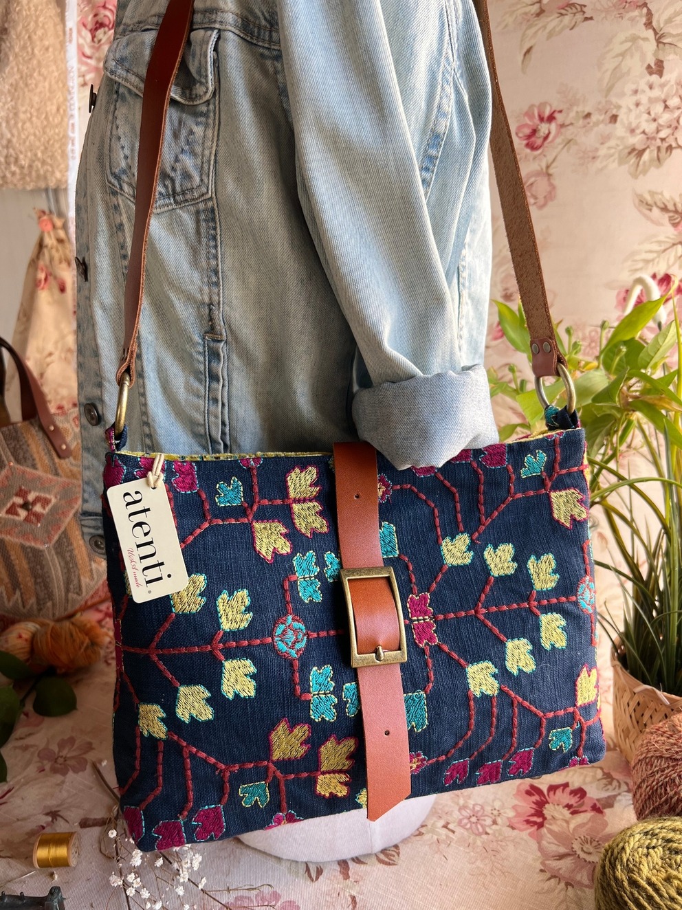 Atenti Fifi Handbag - Montrose at Dream Weaver Yarns LLC