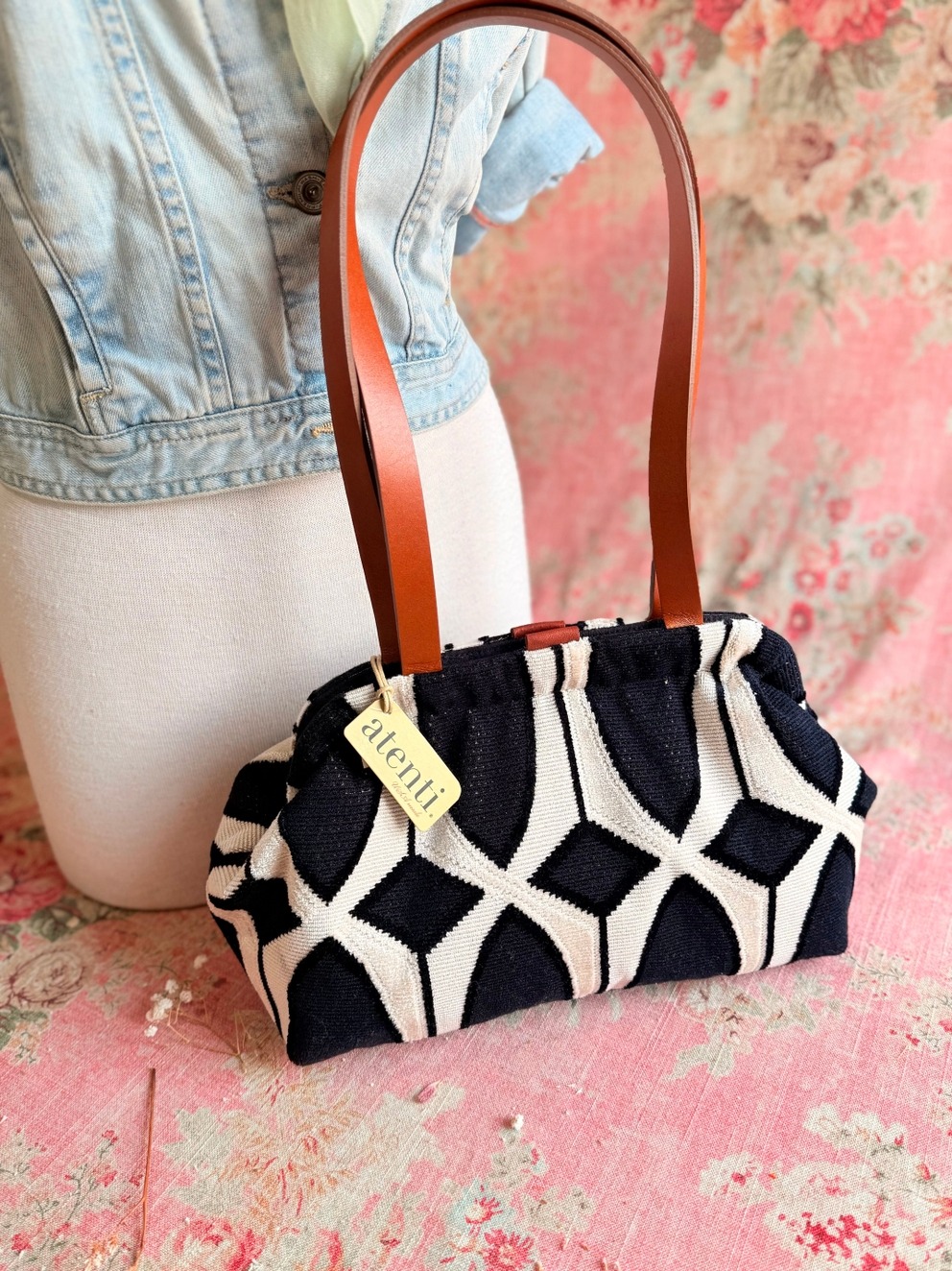 Atenti Vianca Handbag - Forever at Dream Weaver Yarns LLC